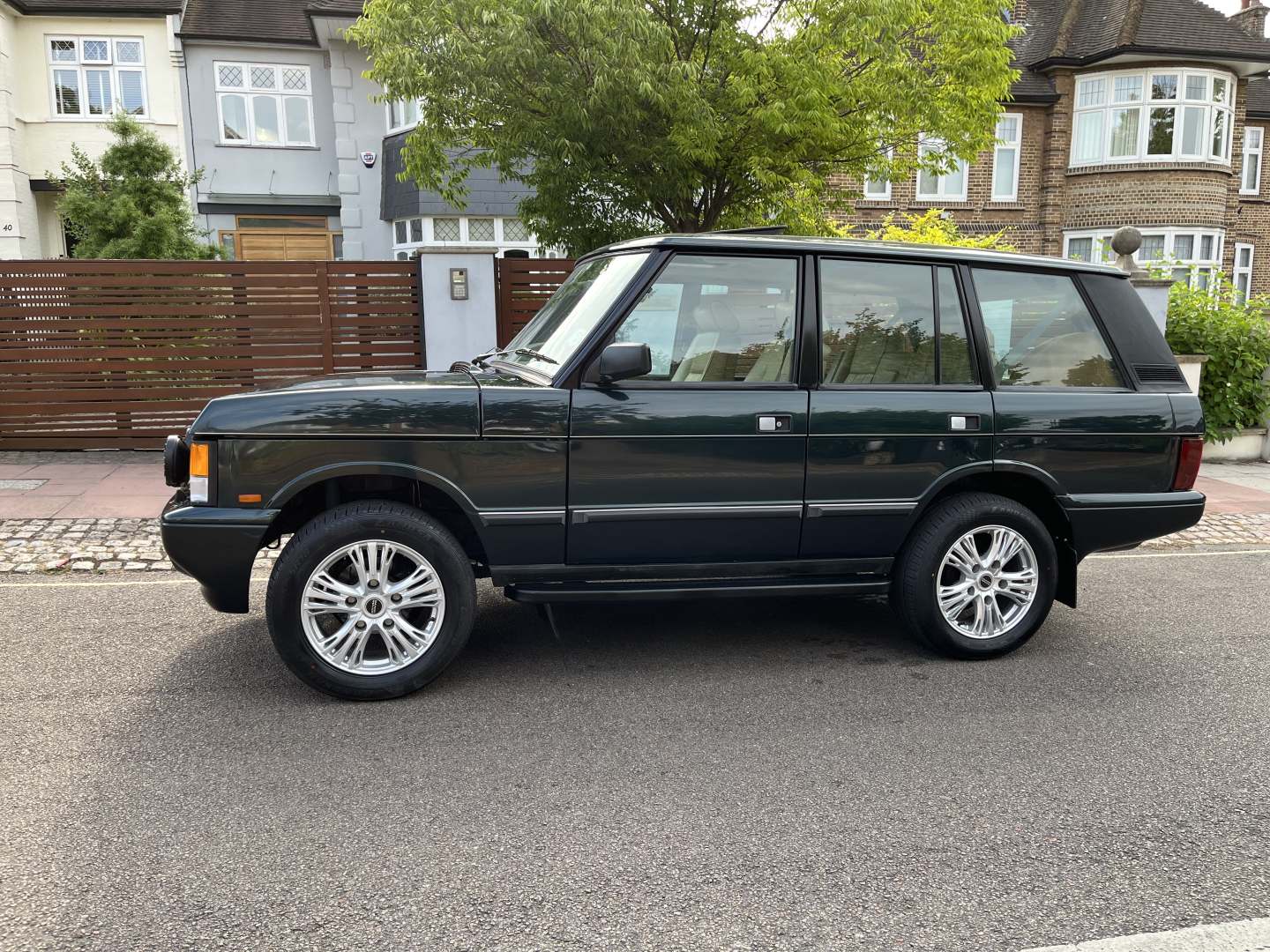TOTALLY RESTORED 1994 RANGE ROVER 3.9 SE FOR SALE - Classic cars for ...